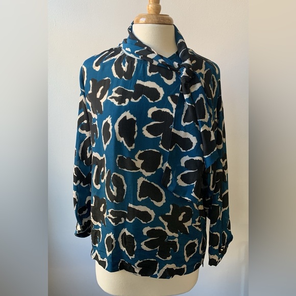 Tolani | Tops | Tolani Ally Blouse | Poshmark